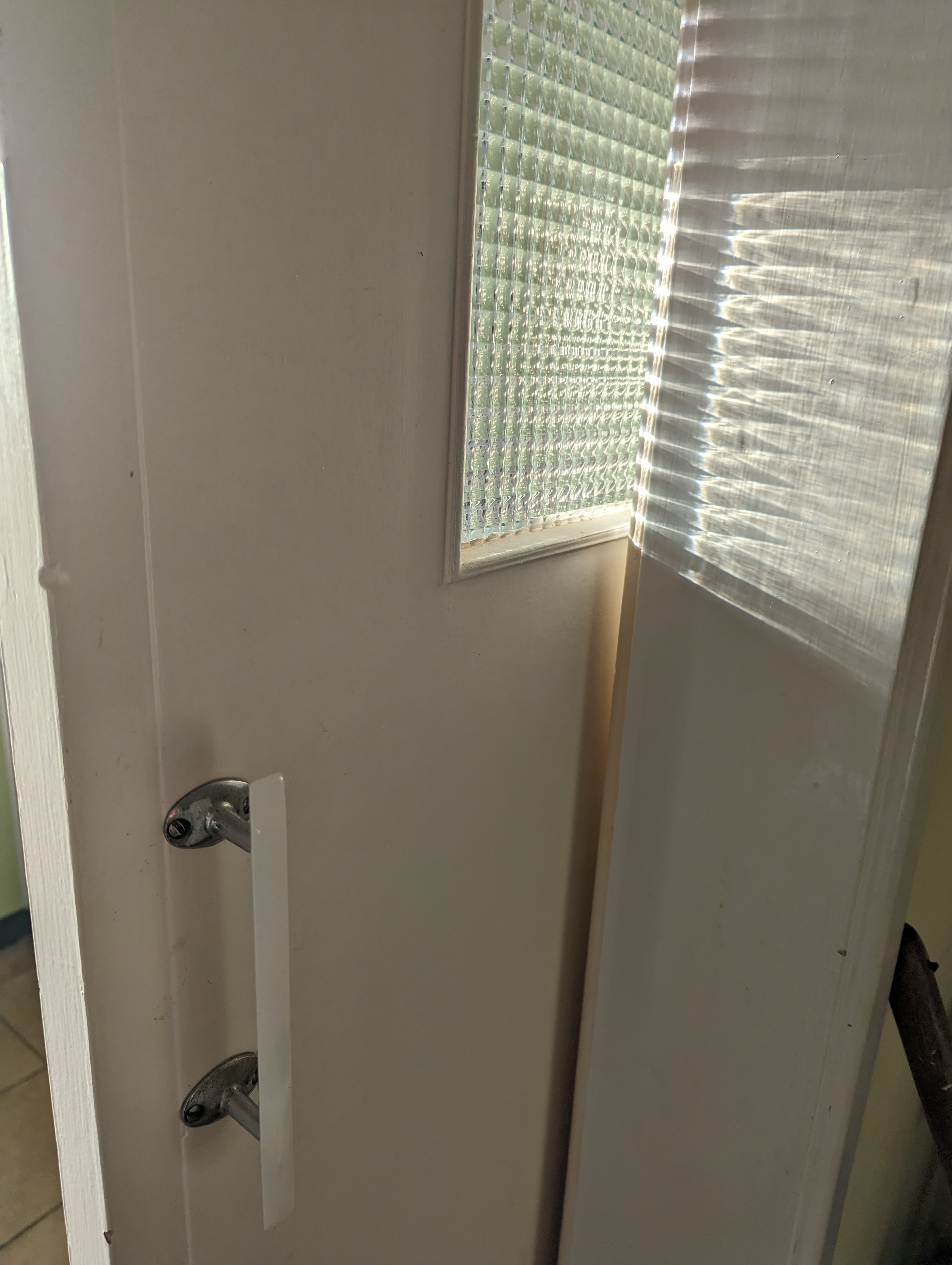 Artistic connections – BLANK CANVAS